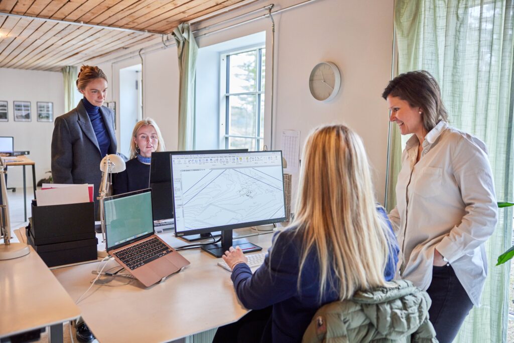 Arkitektur og kunstig intelligens - KARAKTER arkitektur Arkitektur og kunstig intelligens - KARAKTER arkitektur